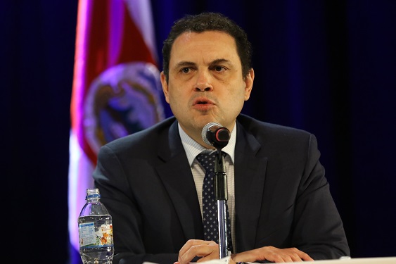 Yo prefiero ver los retos en el plazo inmediato, dice Benavides sobre ...