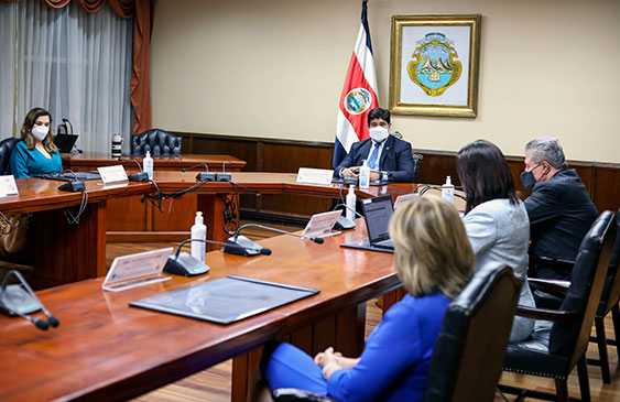 Supremos Poderes anuncian "fuerza de trabajo" para defender a la ...