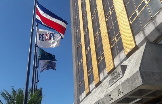 Recope tardará 4 meses en recuperar ¢112 millones depositados de más a ...