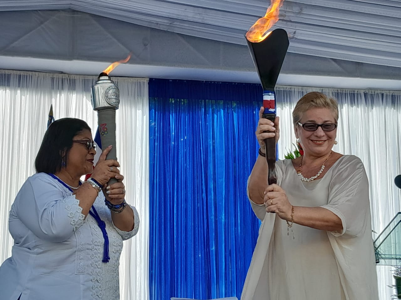 20 mil estudiantes correrán desde Peñas Blancas hasta Cartago con la ...