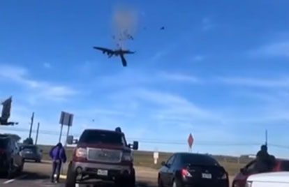 AmeliaRueda - Seis muertos en choque de aviones de la Segunda Guerra Mundial durante show en EEUU