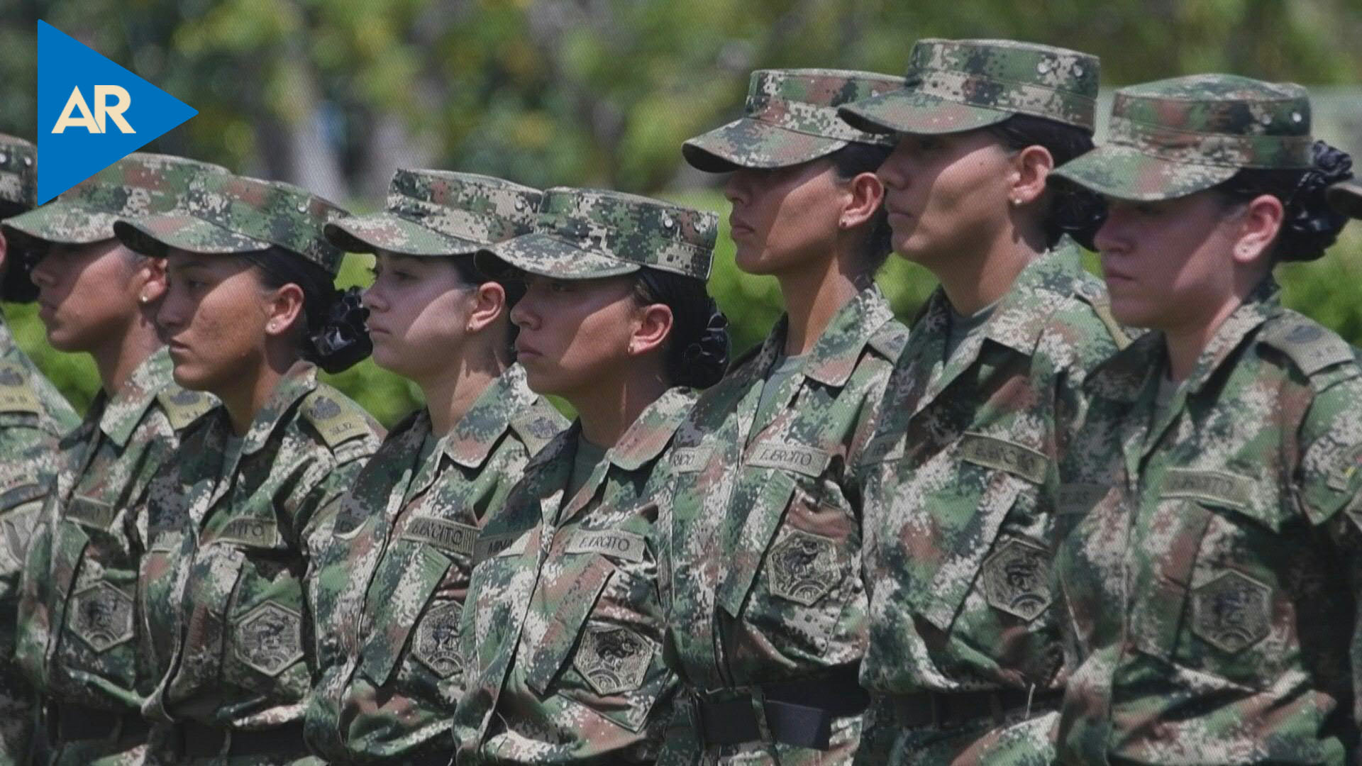Ejército de Colombia recluta mujeres por primera vez en 30 años